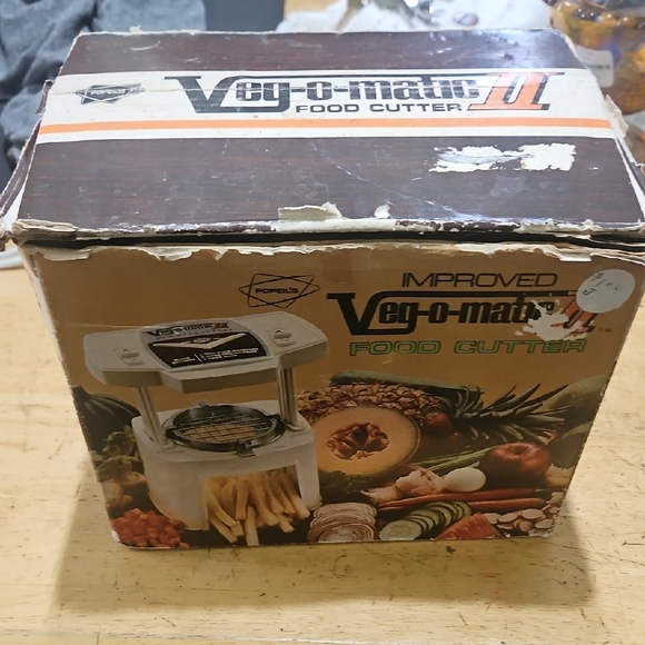 Veg-O-Matic | Kitchen | Vegomatic Ii Food Cutter | Poshmark
